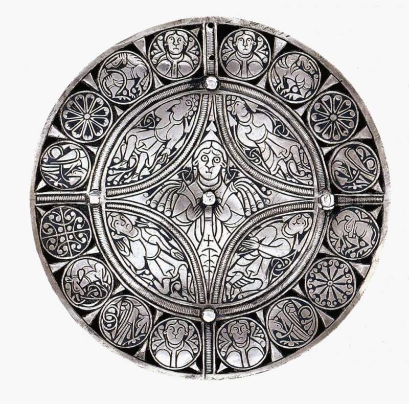 El broche Fuller by Artista anónimo via DailyArt mobile app